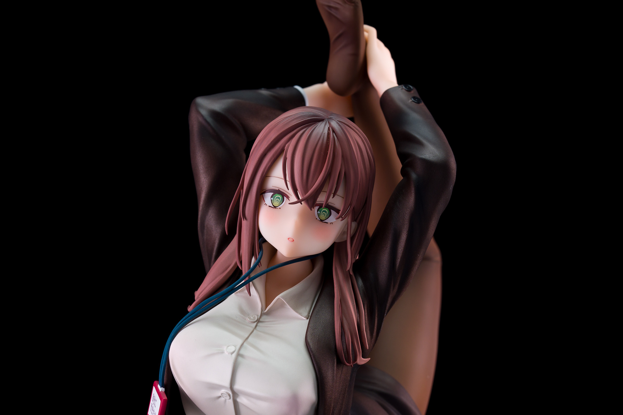 MAGI ARTS「意外と体が柔らかい会社に行きたくないOLちゃん 白Ver.」フィギュアレビュー | fig-memo